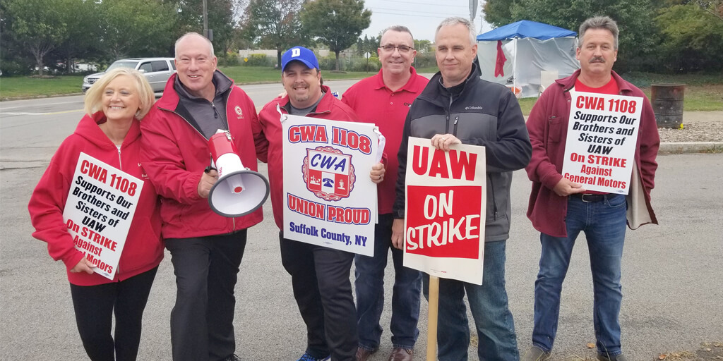 CWA Local 1108 Shows Solidarity with UAW Members | Communications ...